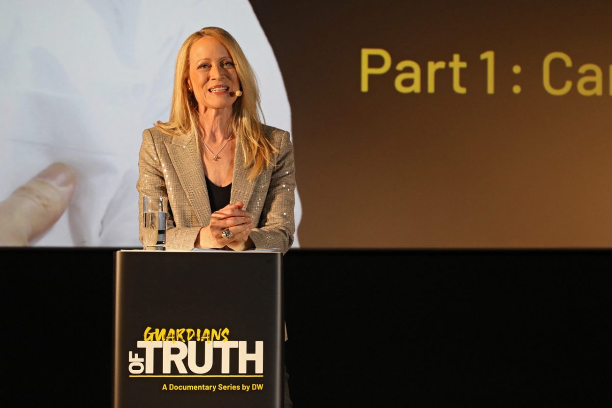 Karin Helmstaedt – Journalist / Presenter / Moderator
